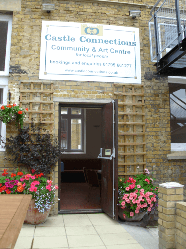 Castle Connections | Visit the Friendly Community Centre in Qu ...